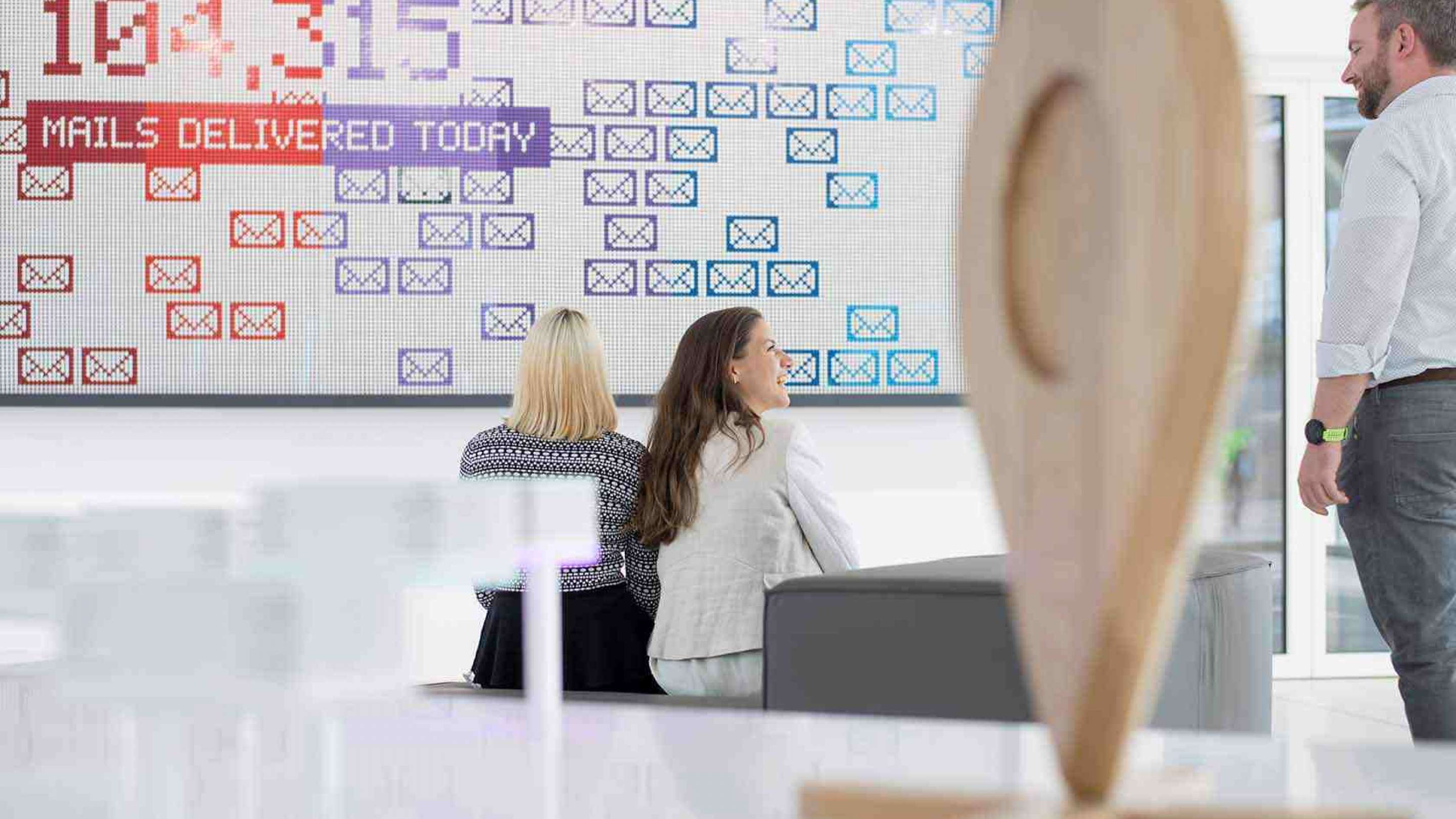 Project: IT CAMPUS FOYER | Milla & Partner