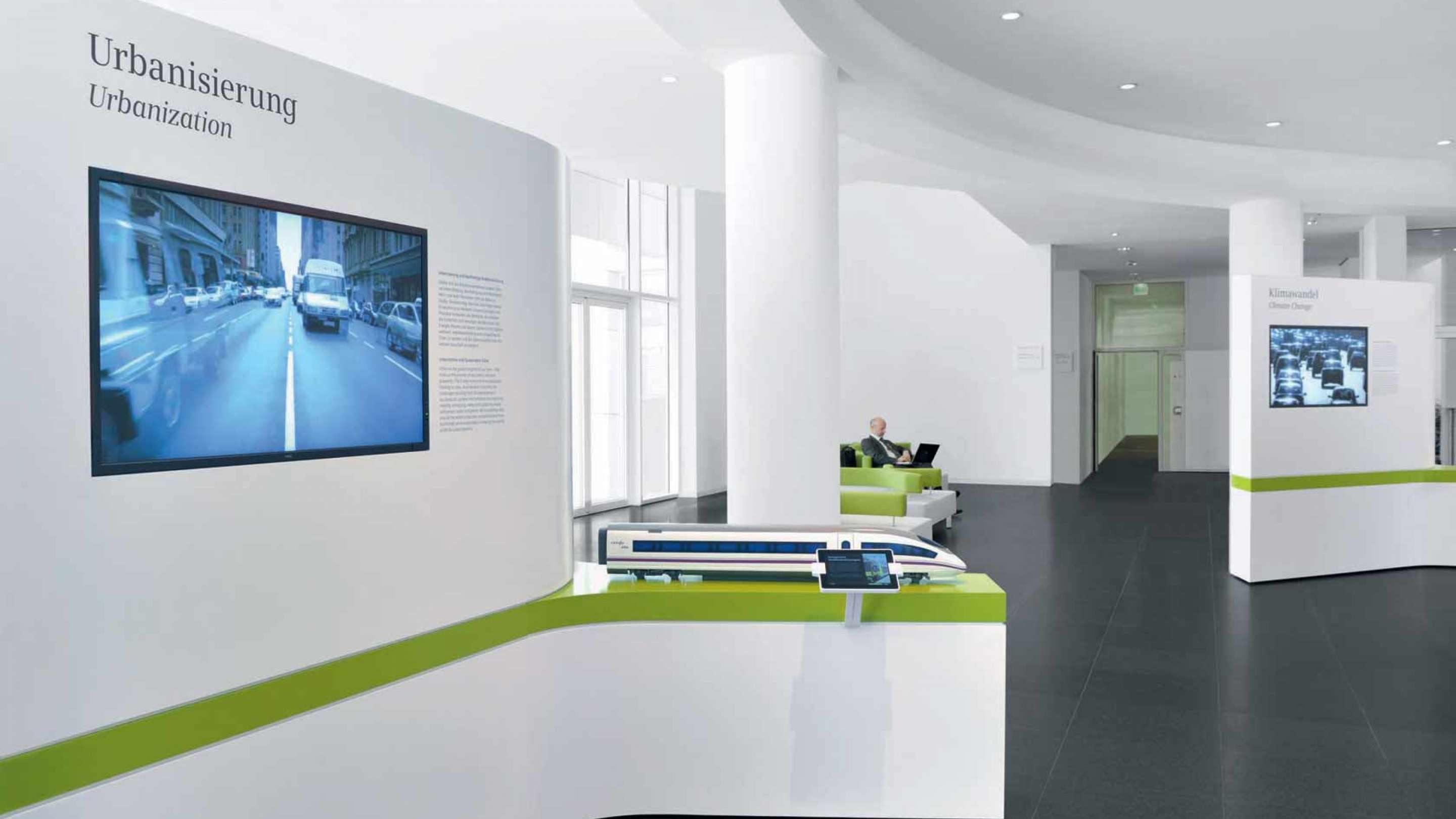 Project: SiemensForum Board Lobby | Milla & Partner